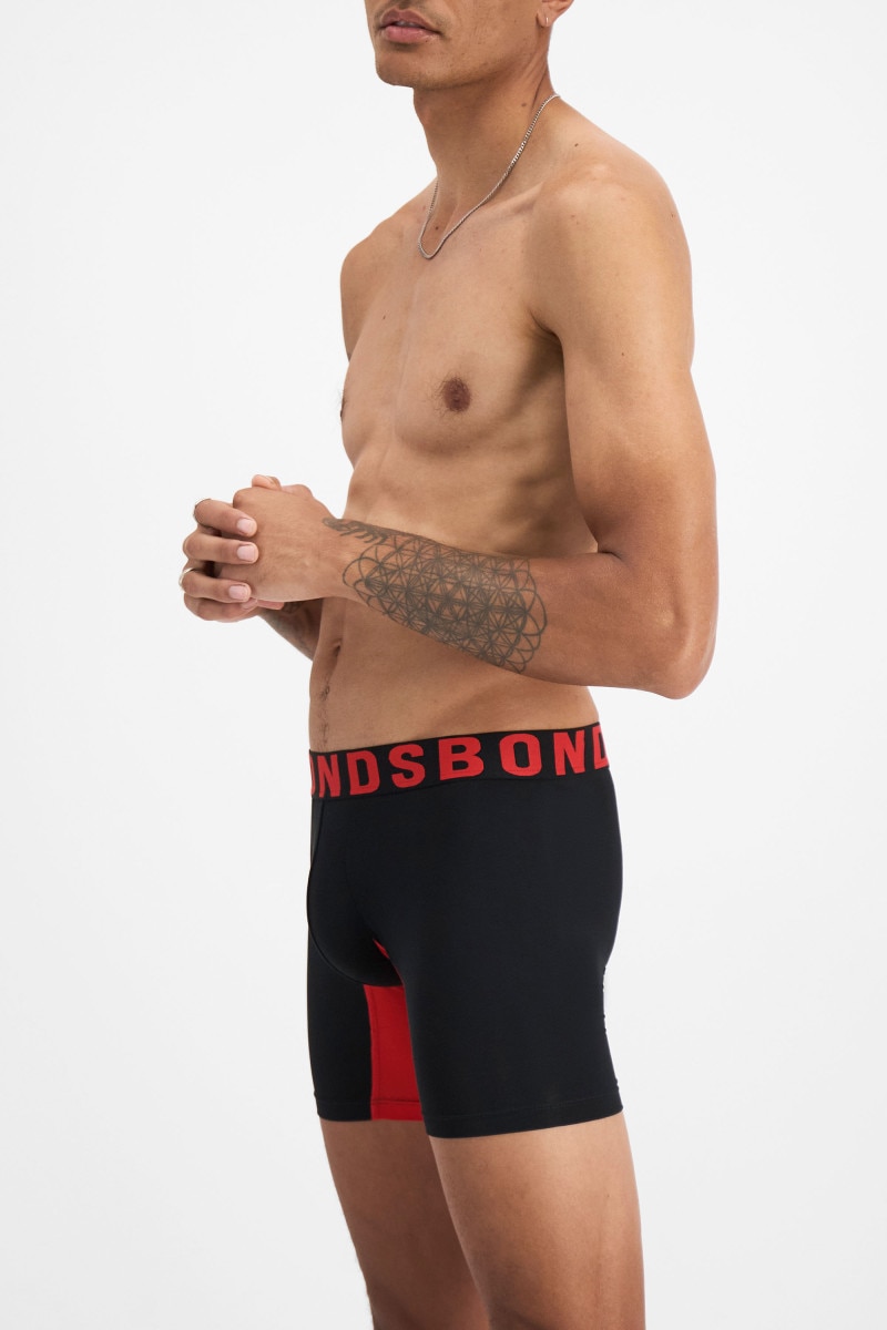Buy Men's Chafe Off Trunks in Fire Engine Online | BONDS