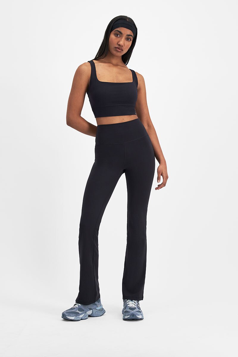 Bonds Move Crop | Womens T-Shirt | CRD6I