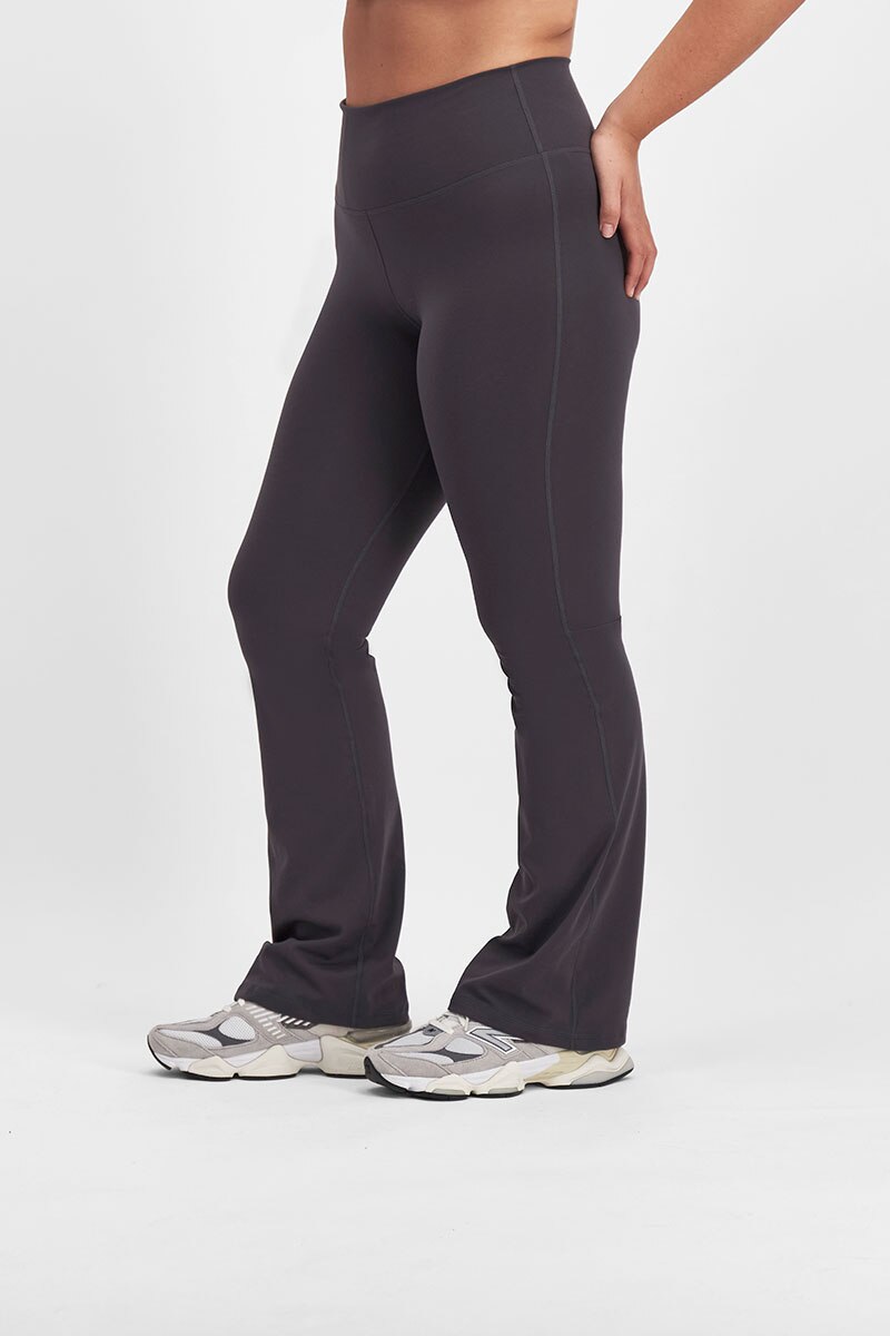 Bonds Move Seamless Tank | Womens T-Shirt | CRCGI