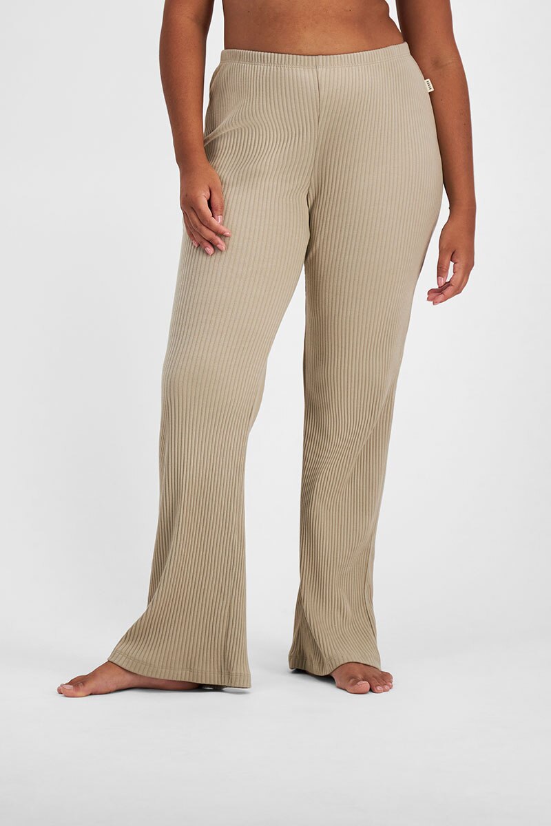 Bonds Organics Chesty Singlet | Womens Singlet | WTHY