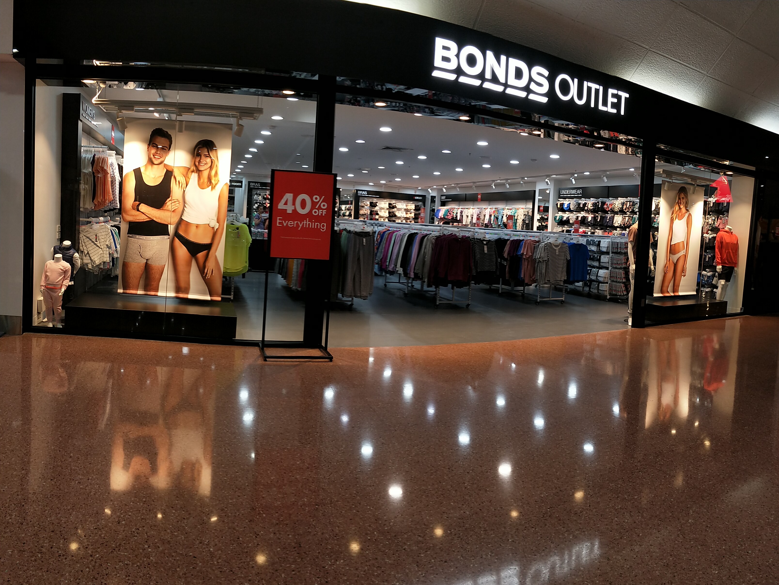 Bonds Outlet Traralgon | Find your Closest Retailer
